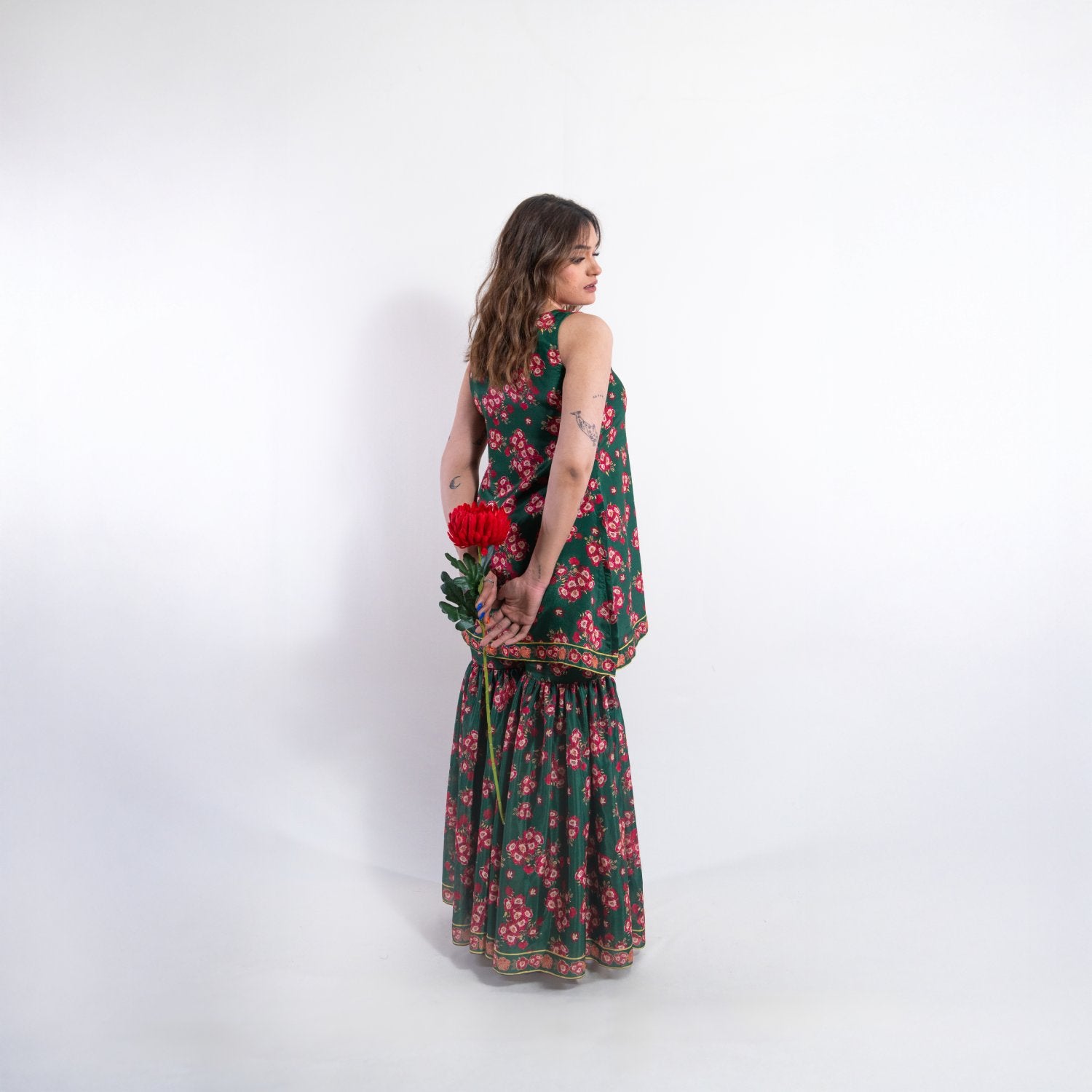 Floral Elegance Green Gharara Suit – Sharmeeli