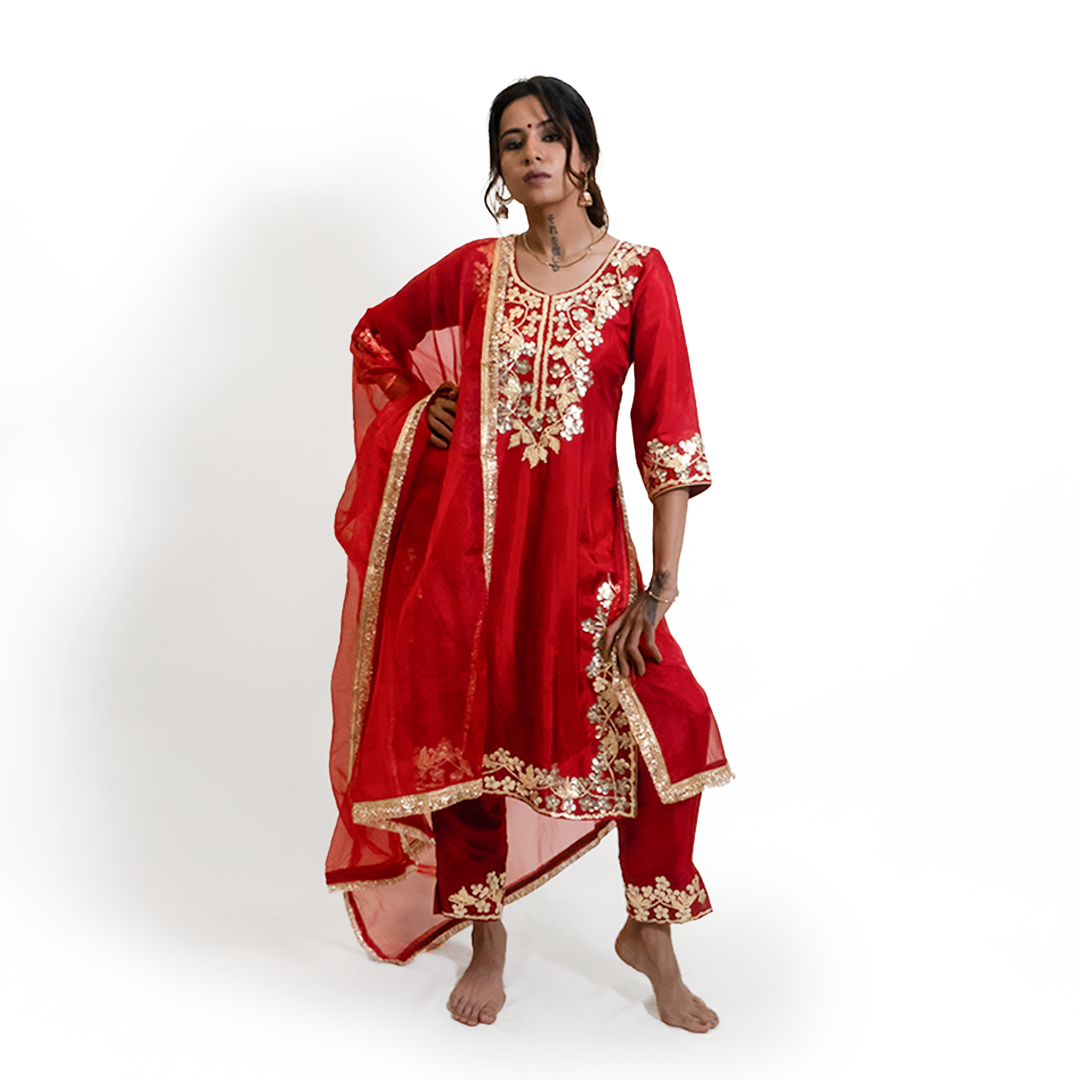 Maroon Mirage Suit – Sharmeeli